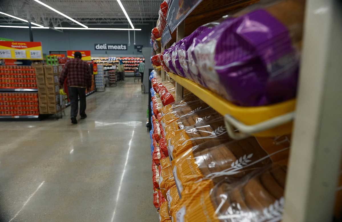 The Incentives of Opening Multiple Grocery Stores | Save A Lot Licensing