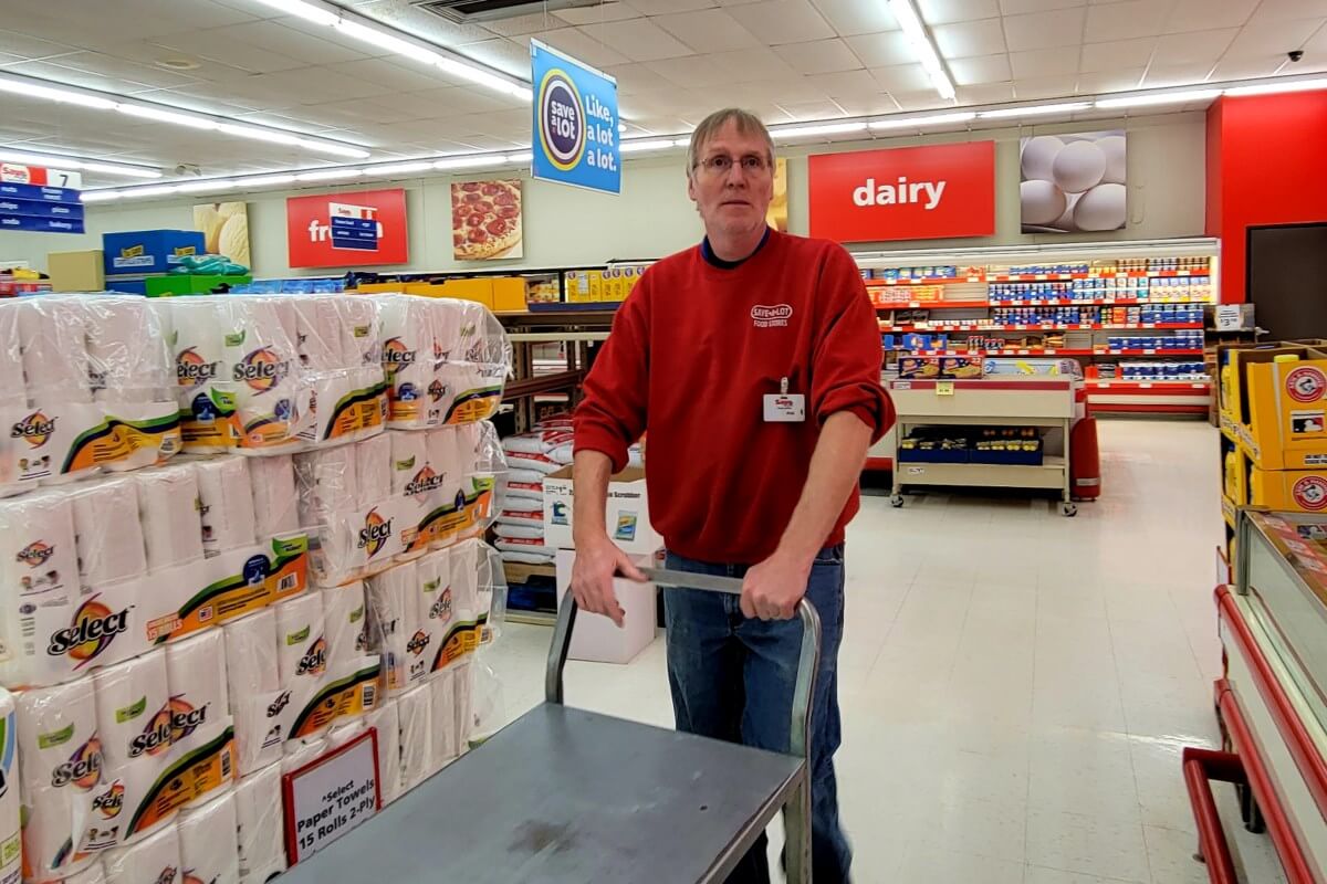 5 Legal Requirements for Starting a Small Grocery Store